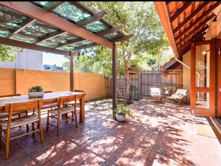 Share house Nedlands, Perth | $200pw, 3 bedroom apartment ...