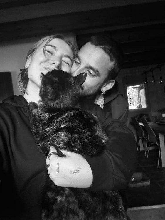 Isabel, Woman (str), 25 – 30 yrs - Looking in Brisbane - Inner City ...