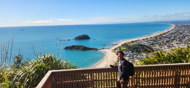 Georgia, Woman (str), 25 – 30 yrs - Looking in Gold Coast ...