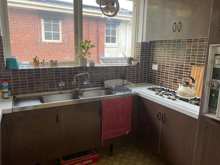 Share house Hampton, Melbourne | $250pw, 2 bedroom apartment ...
