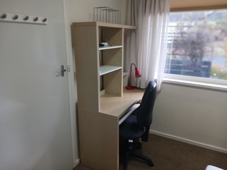 Share house Hughes, Canberra and ACT | $225pw, 4+ bedroom house ...
