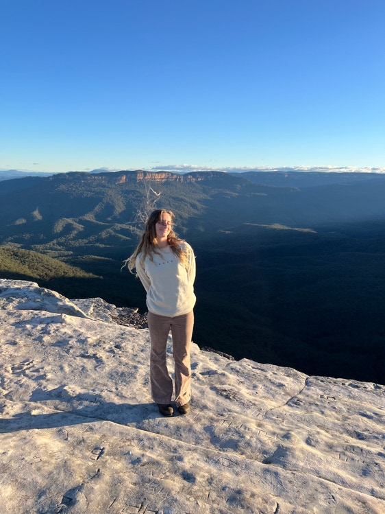 Cassandra, Woman (str), 18 – 24 yrs - Looking in Sydney - Inner South ...