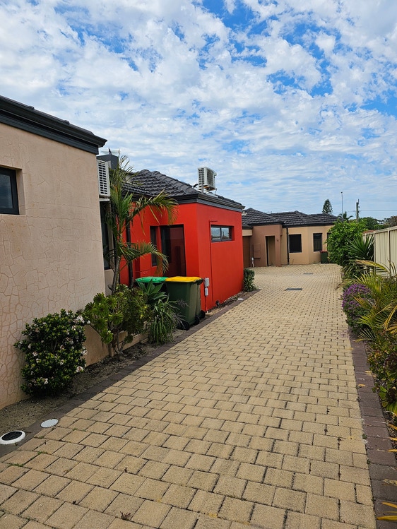 Share house Nollamara, Perth | $250pw, 3 bedroom house ...