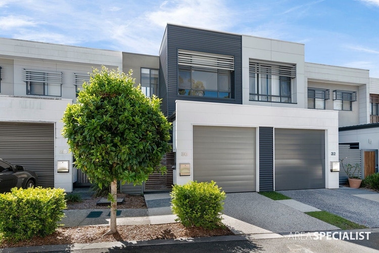 Share house Robina, Gold Coast | $300pw, 2 bedroom house ...