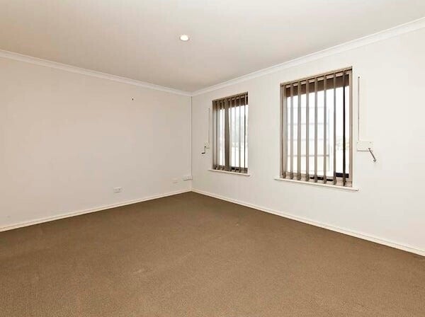 Share house Wilson, Perth | $225pw, 4+ bedroom house | FlatmateFinders ...