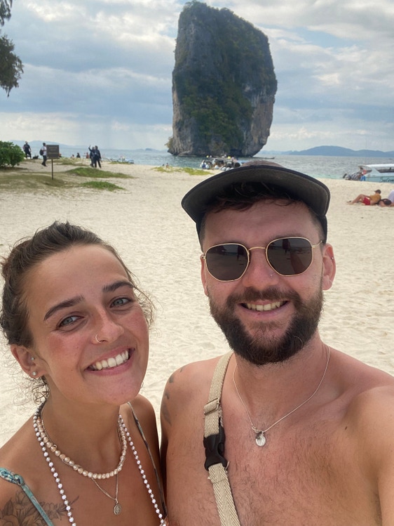 Shaun & Emily, Man (str), 25 to 30 yrs - Looking in Perth - North East ...