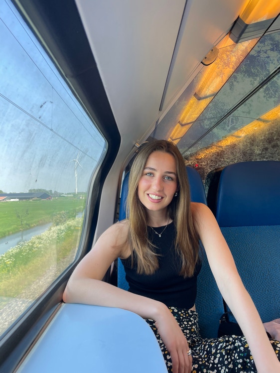 Anna, Woman (str), 18 to 24 yrs - Looking in Melbourne - Inner ...