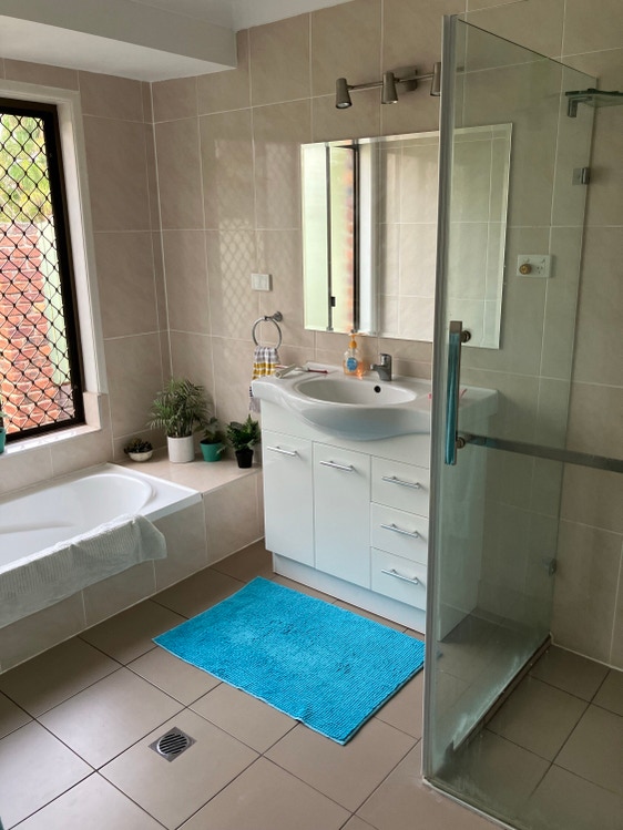 Share house Runcorn, Brisbane | $275pw, 4+ bedroom house ...