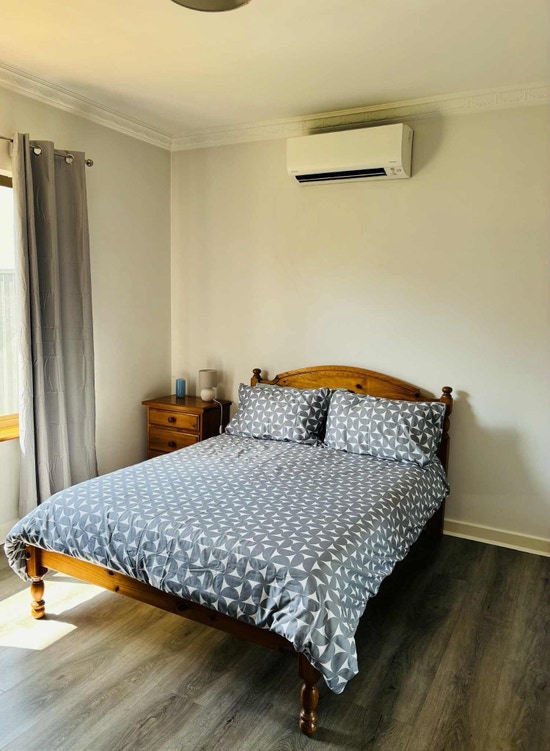 Share house Flinders Park, Adelaide | $325pw, 4+ bedroom house ...