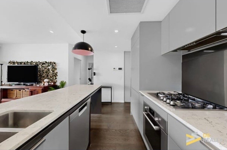 Share house Woolloongabba, Brisbane | $340pw, 2 bedroom apartment ...