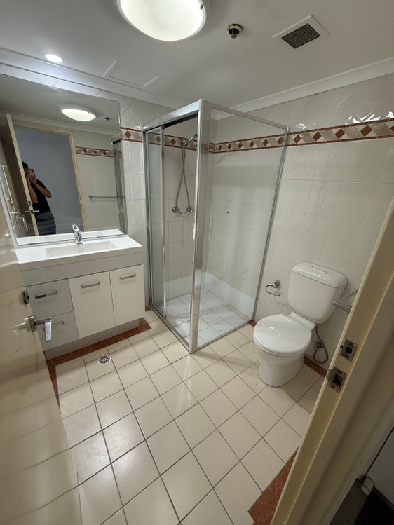 Share house Haymarket, Sydney | $675pw, 2 bedroom apartment ...