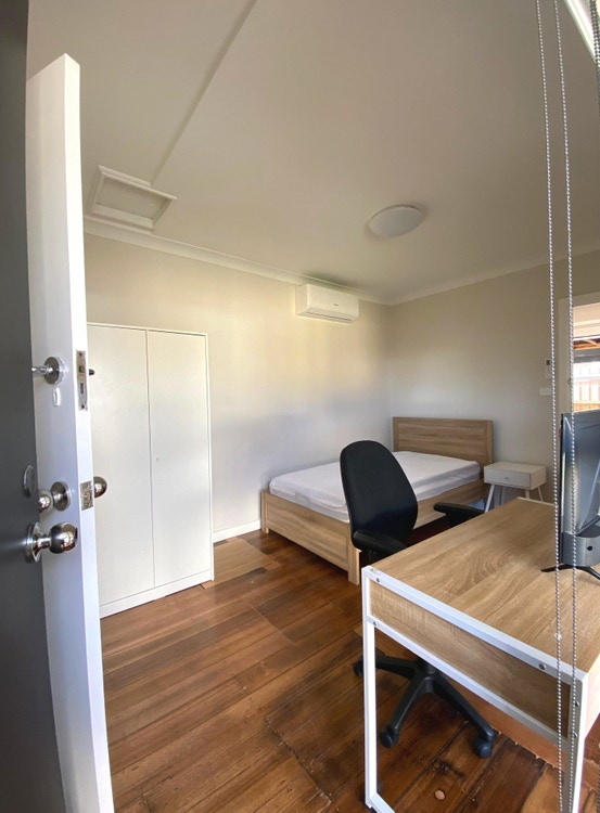 Share house Mulgrave, Melbourne | $330pw, 4+ bedroom house ...