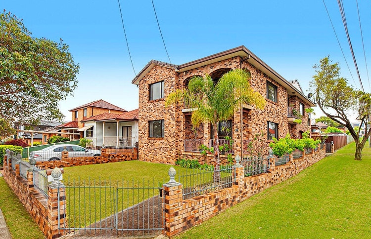 Share house Yagoona, Sydney | $245pw, 4+ bedroom house ...