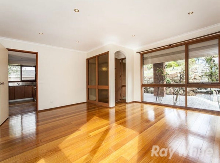 Share house Mulgrave, Melbourne | $294pw, 4+ bedroom house ...