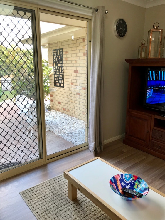 Share house Forest Lake, Brisbane | $350pw, 2 bedroom house ...
