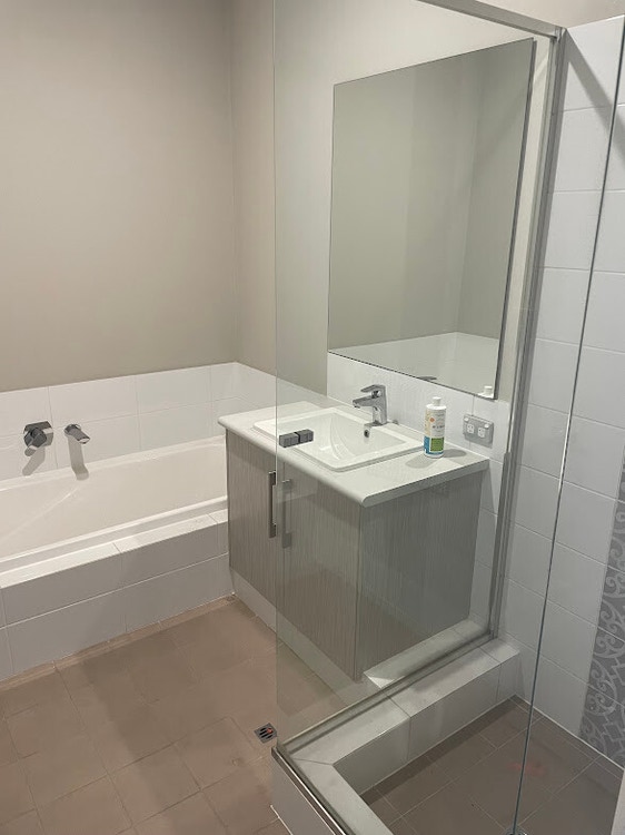 Share house Wandi, Perth | $225pw, 3 bedroom house | FlatmateFinders.com.au