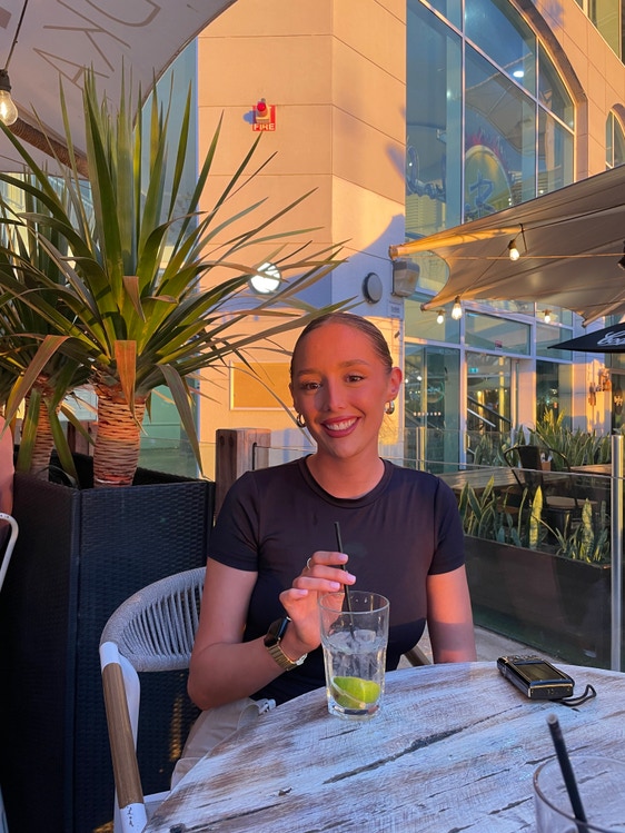 Nikki, Woman (str), 25 – 30 yrs - Looking in Perth - Inner ...