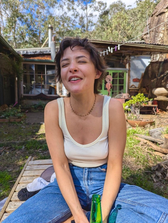 Danielle, Woman (str), 25 – 30 yrs - Looking in Wollongong and ...