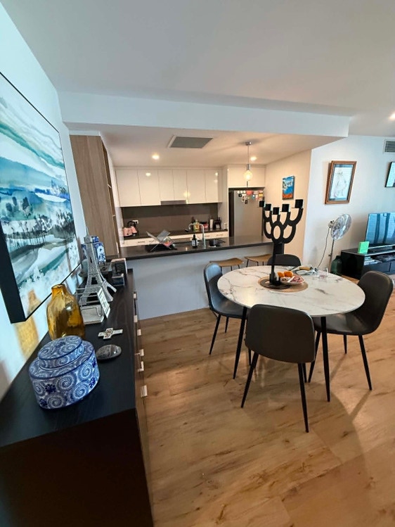 Share house Fortitude Valley, Brisbane | $360pw, 2 bedroom apartment ...