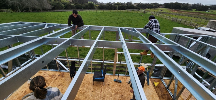 Georgia, Woman (str), 25 – 30 yrs - Looking in Gold Coast ...