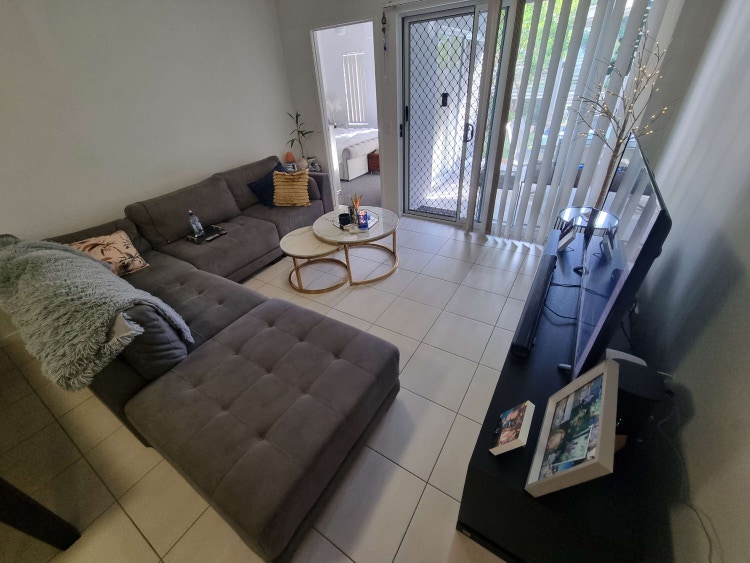 Share house Zillmere, Brisbane | $275pw, 2 bedroom apartment ...