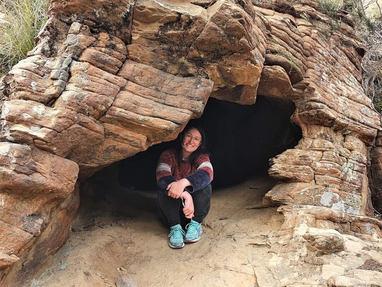 Lili, Woman (str), 18 to 24 yrs - Looking in Hobart | FlatmateFinders ...