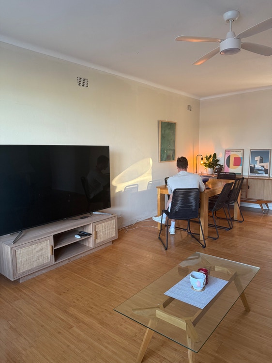 Share house North Curl Curl, Sydney | $425pw, 3 bedroom apartment ...