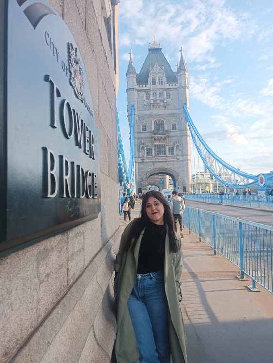 Angela, Female (str), 25 to 30 yrs - Looking in Brisbane - Inner City | FlatmateFinders.com.au