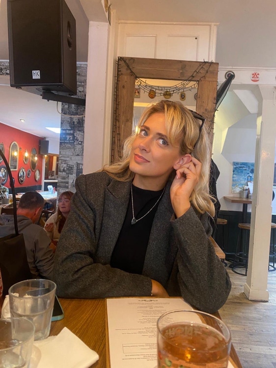 Erin, Woman (str), 25 – 30 yrs - Looking in Sydney - Eastern Suburbs ...