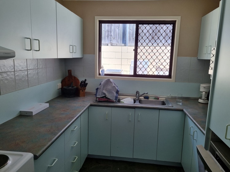 Share house Ashmore, Gold Coast | $250pw, 2 bedroom house ...