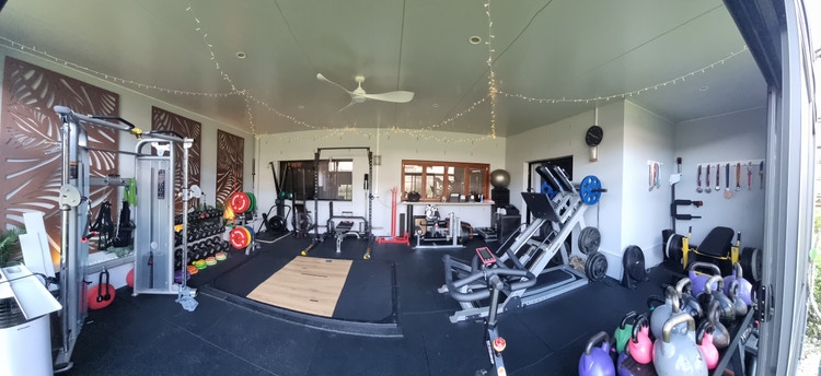 Share house Carindale, Brisbane | $300pw, 4+ bedroom house ...