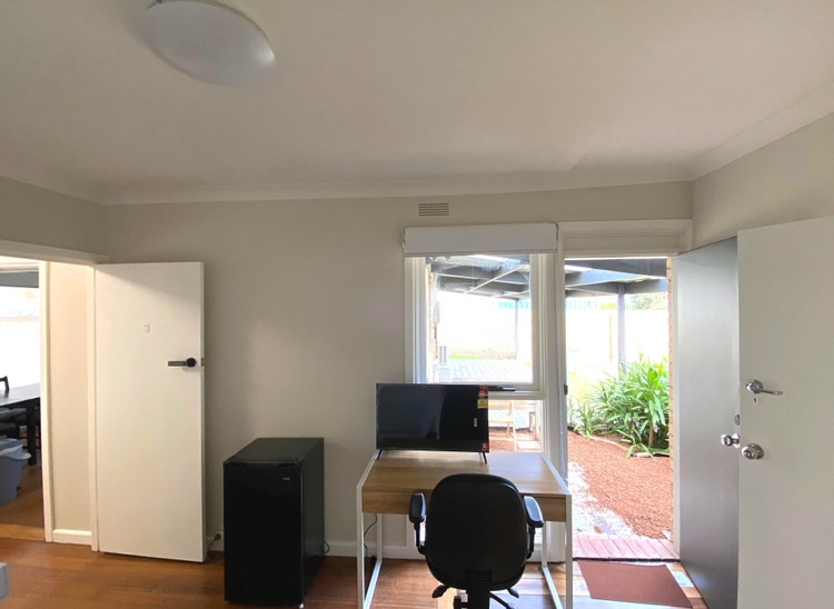 Share house Mulgrave, Melbourne | $330pw, 4+ bedroom house ...