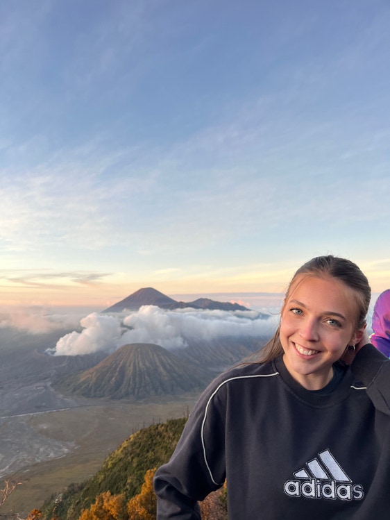 Laura, Woman (str), 25 – 30 yrs - Looking in Sydney - Eastern Suburbs ...