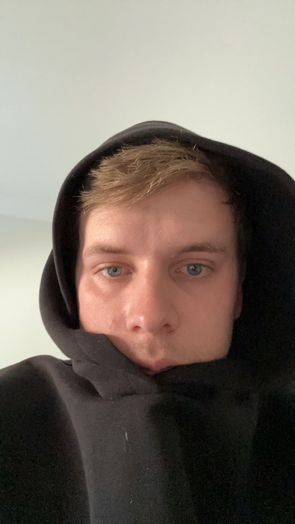 Lachie, Man (str), 18 to 24 yrs - Looking in Sydney - Sutherland Area ...