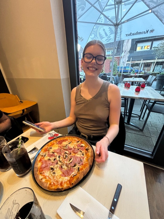 Wioletta, Woman (str), 18 – 24 yrs - Looking in Brisbane - Inner City ...