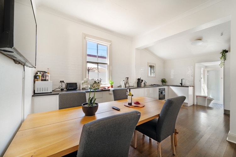 Share house Enmore, Sydney | $270pw, 4+ bedroom house | FlatmateFinders ...