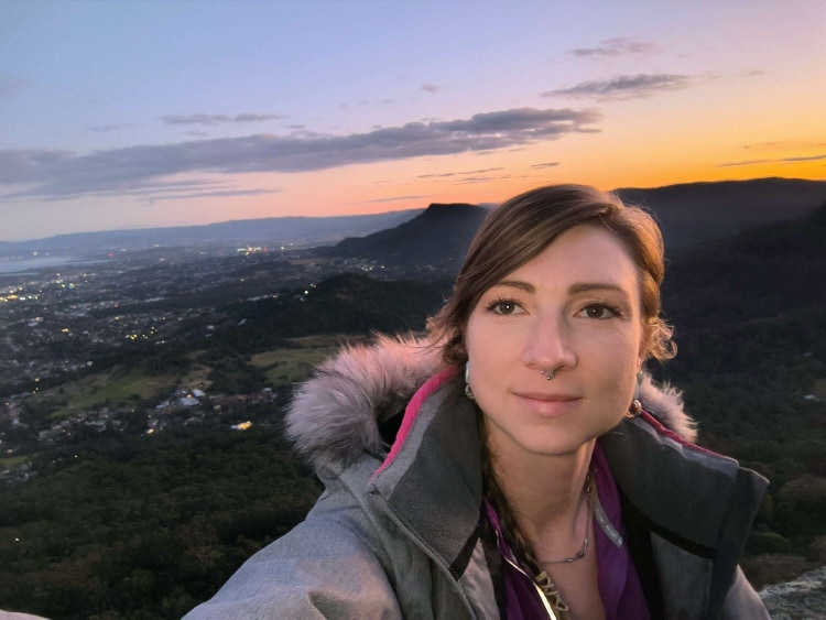 Megan, Woman (str), 25 – 30 yrs - Looking in Gold Coast ...