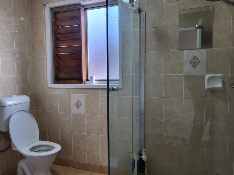 Share house Belmore, Sydney | $175pw, 4+ bedroom house ...