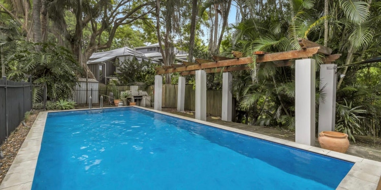 Share house Taringa, Brisbane | $225pw, 3 bedroom apartment ...