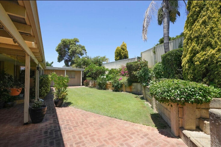 Share house Alexander Heights, Perth | $245pw, 4+ bedroom house ...