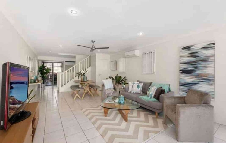 Share house Mudgeeraba, Gold Coast | $300pw, 3 bedroom house ...