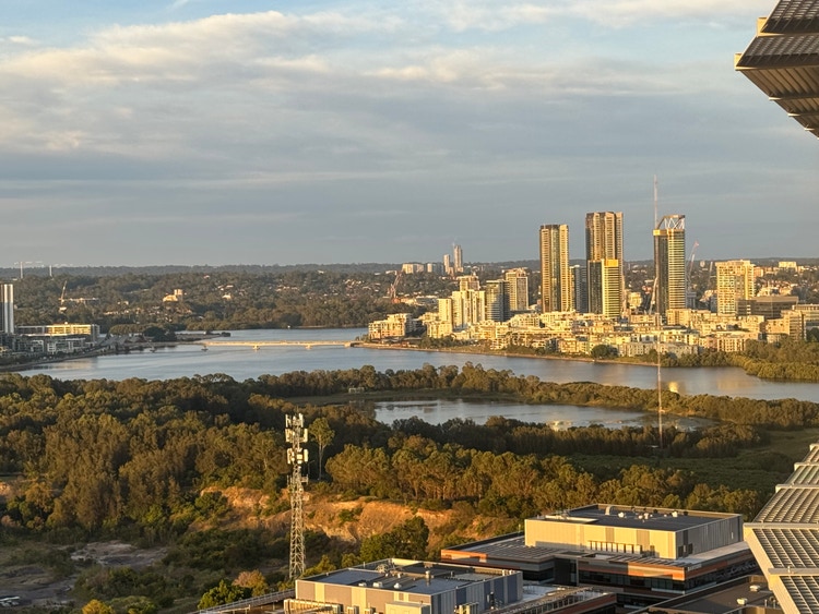 Share house Sydney Olympic Park, Sydney | $275pw, 2 bedroom apartment ...