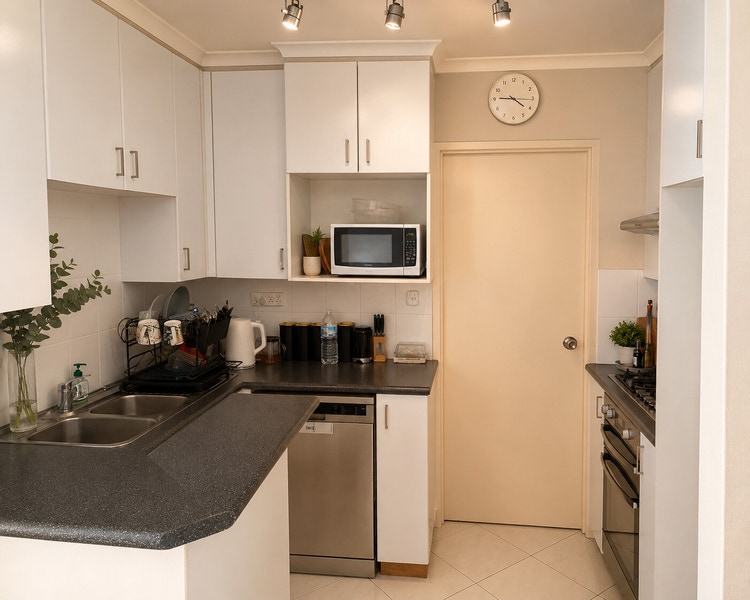 Share house Rosebery, Sydney | $420pw, 2 bedroom apartment ...