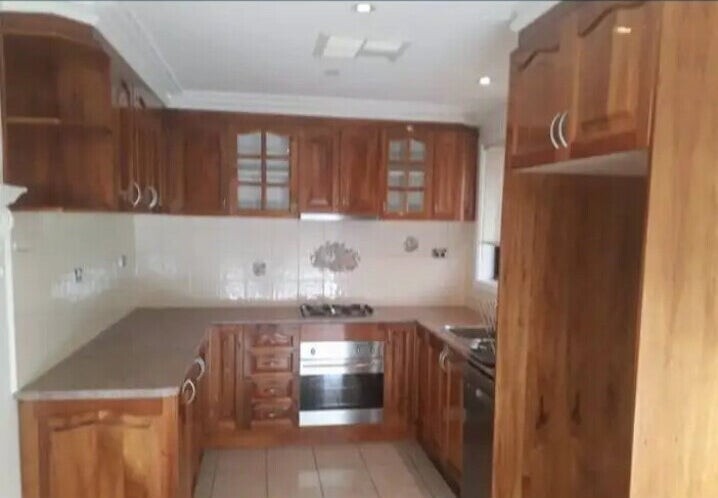 Share house St Albans, Melbourne | $200pw, 3 bedroom house ...