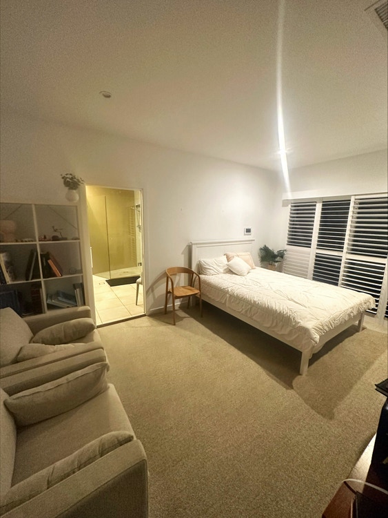 Share house Surfers Paradise, Gold Coast | $375pw, 4+ bedroom house ...