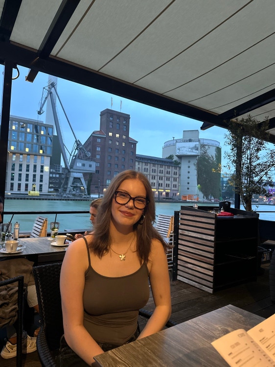 Kati, Woman (str), 18 – 24 yrs - Looking in Brisbane - Inner City ...