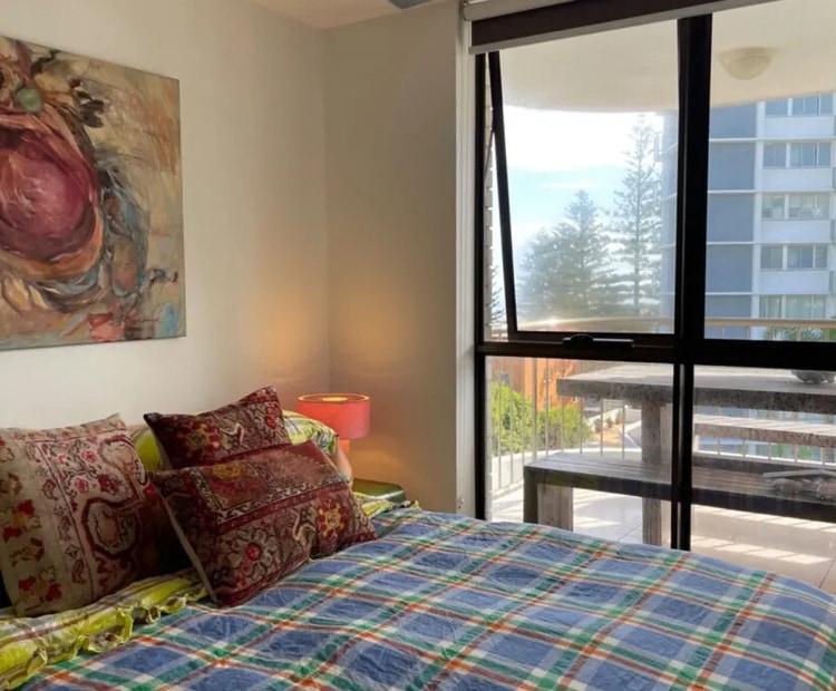 Share house Burleigh Heads, Gold Coast | $375pw, 3 bedroom apartment ...