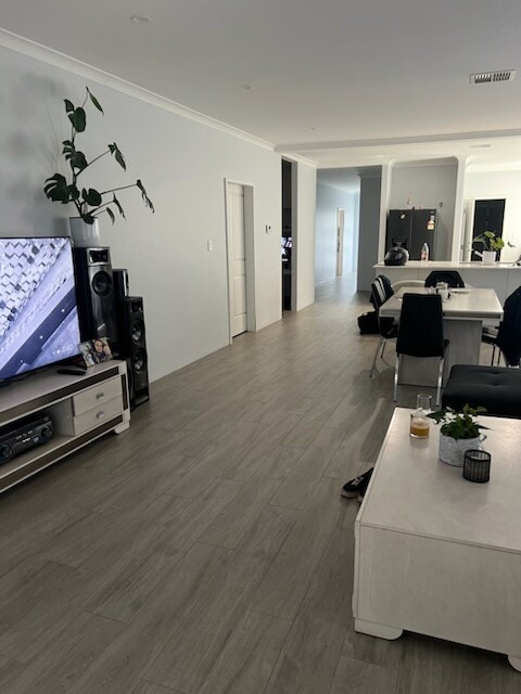 Share house Piara Waters, Perth | $200pw, 3 bedroom house ...