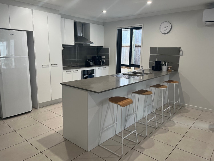 Share house Spring Mountain, Brisbane | $250pw, 4+ bedroom house ...