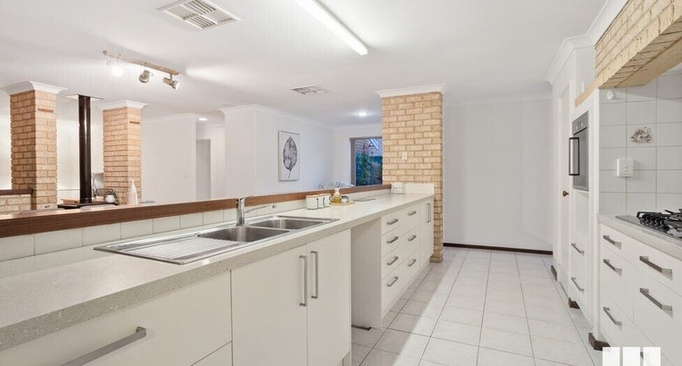 Share house Karawara, Perth | $335pw, 4+ bedroom house ...